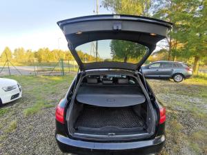 Black Audi A6 2007 in Riga, with an engine capacity of 2.70 L and mileage of 315 thousand km for 2695 €, photo 16 on AUTOMOTO.COM.LV