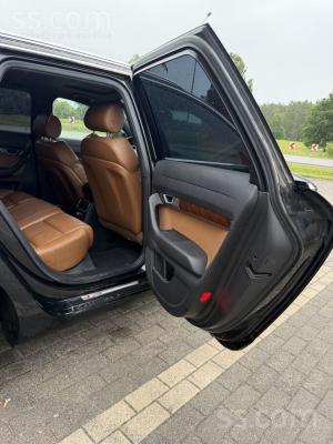 Melns Audi A6 2007 Jelgava, ar dzinēja tilpumu 3.00 L un nobraukumu 379 tūkst. km par 3300 €, foto 16 vietnē AUTOMOTO.COM.LV
