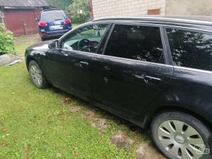 Black Audi A6 2007 in Moletai, with an engine capacity of 2.00 L and mileage of 398 thousand km for 1850 €, photo 9 on AUTOMOTO.COM.LV