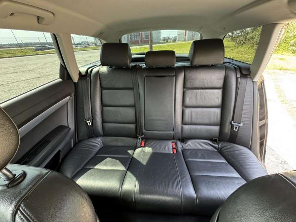 Black Audi A6 2007 in Klaipeda, with an engine capacity of 2.70 L and mileage of 337 thousand km for 3500 €, photo 9 on AUTOMOTO.COM.LV