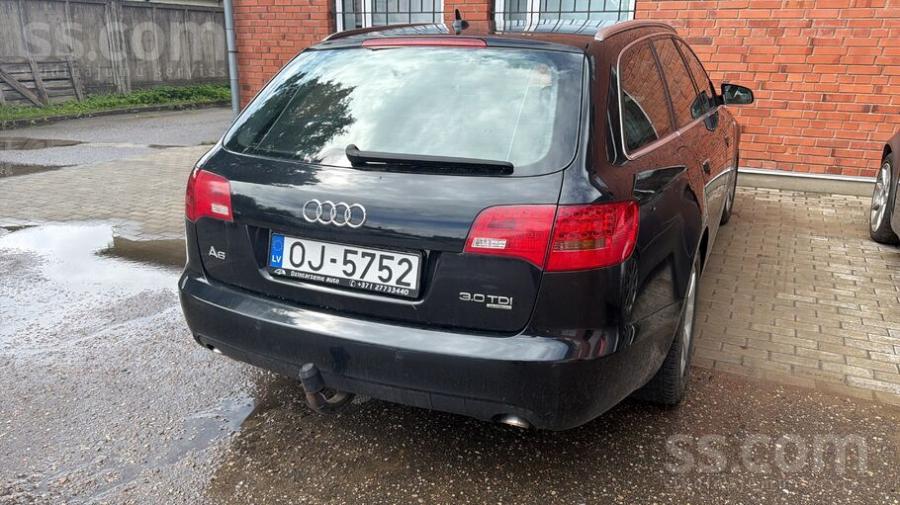 Black Audi A6 2007 in Jekabpils, with an engine capacity of 3.00 L and mileage of 315 thousand km for 5950 €, photo 5 on AUTOMOTO.COM.LV