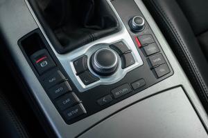 Black Audi A6 2007 in Riga, with an engine capacity of 2.70 L and mileage of 275 thousand km for 3499 €, photo 21 on AUTOMOTO.COM.LV