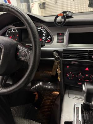 Melns Audi A6 2007 Rīga, ar dzinēja tilpumu 2.70 L un nobraukumu 424 tūkst. km par 3800 €, foto 18 vietnē AUTOMOTO.COM.LV