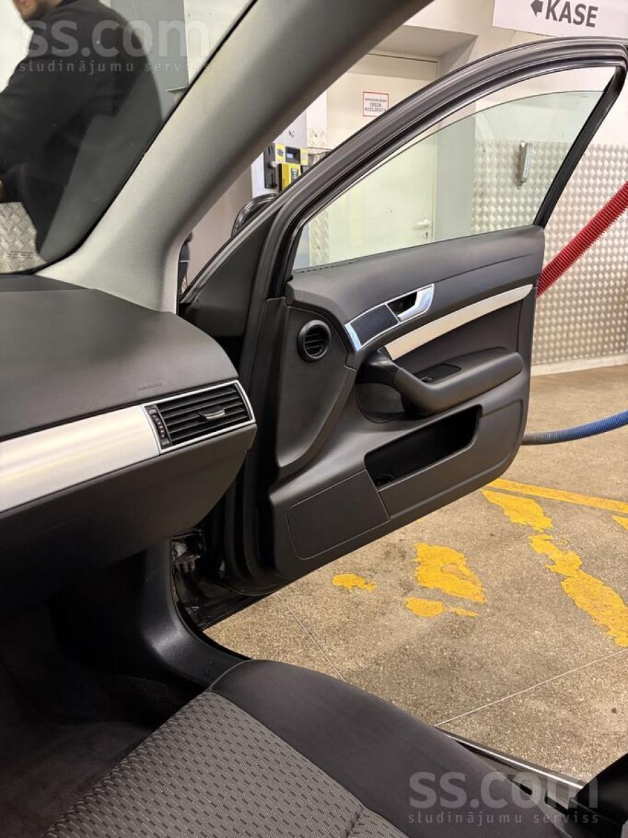Melns Audi A6 2007 Rīga, ar dzinēja tilpumu 2.70 L un nobraukumu 424 tūkst. km par 3800 €, foto 19 vietnē AUTOMOTO.COM.LV
