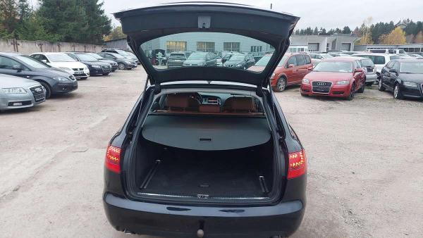 Melns Audi A6 2007 Utena, ar dzinēja tilpumu 2.70 L un nobraukumu 272 tūkst. km par 2900 €, foto 10 vietnē AUTOMOTO.COM.LV