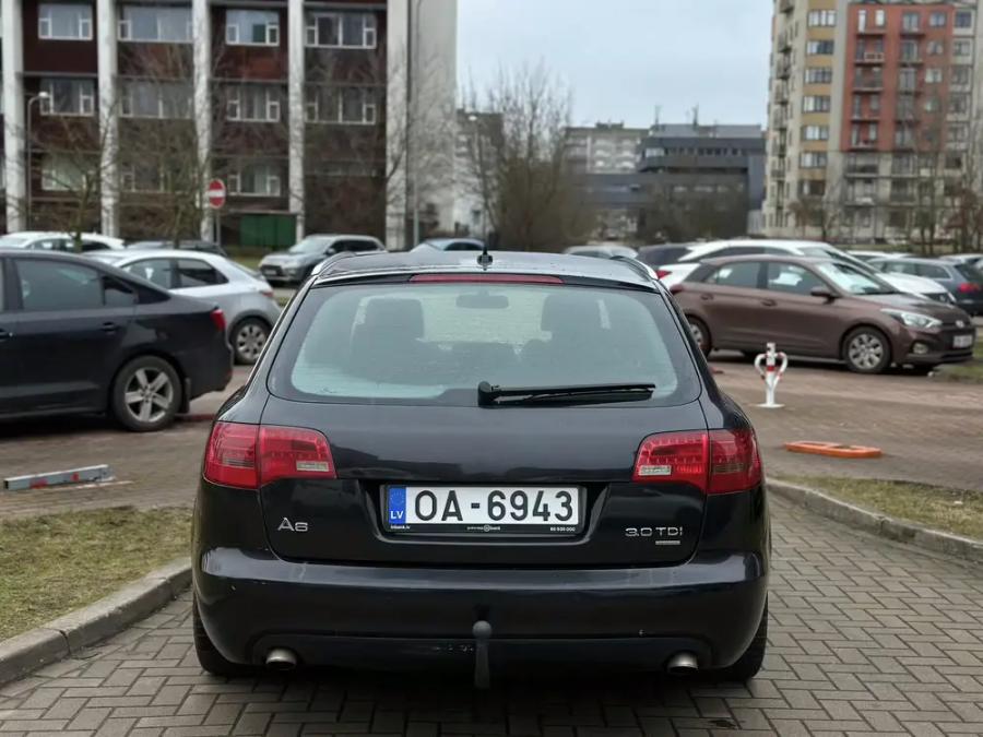 Black Audi A6 2007 in Riga, with an engine capacity of 3.00 L and mileage of 314 thousand km for 4290 €, photo 4 on AUTOMOTO.COM.LV