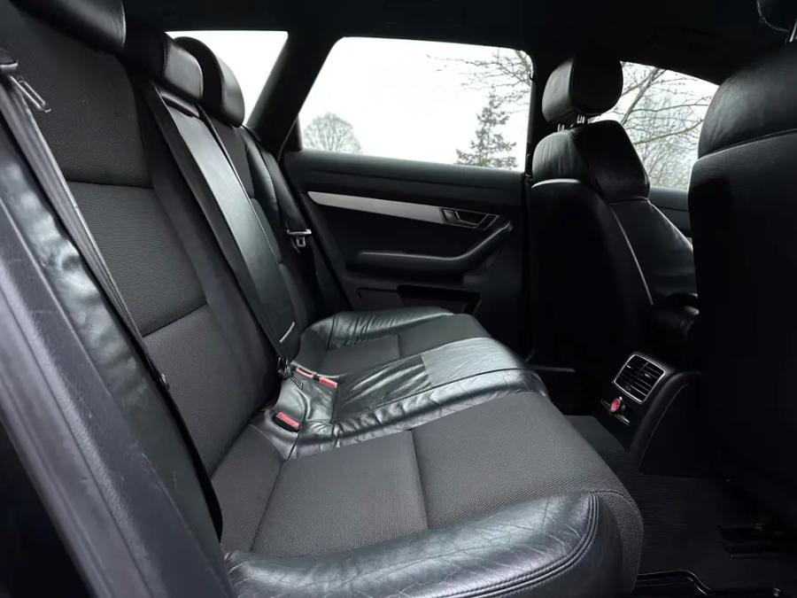 Black Audi A6 2007 in Riga, with an engine capacity of 3.00 L and mileage of 314 thousand km for 4290 €, photo 11 on AUTOMOTO.COM.LV