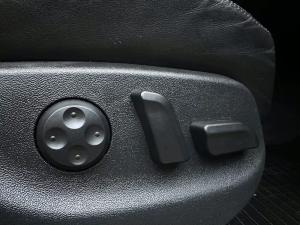 Black Audi A6 2007 in Riga, with an engine capacity of 3.00 L and mileage of 314 thousand km for 4290 €, photo 19 on AUTOMOTO.COM.LV