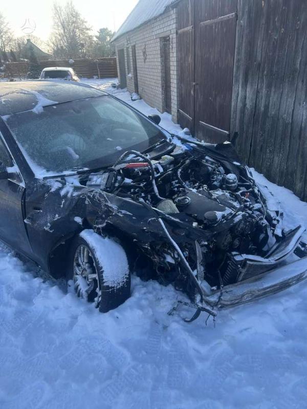 Black Audi A6 2008 in Pasvalys, with an engine capacity of 1.97 L and mileage of 300 thousand km for 700 €, photo 3 on AUTOMOTO.COM.LV