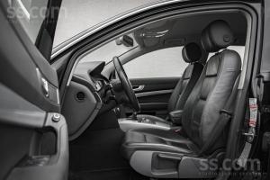 Black Audi A6 2008 in Riga, with an engine capacity of 2.70 L and mileage of 277 thousand km for 5790 €, photo 8 on AUTOMOTO.COM.LV