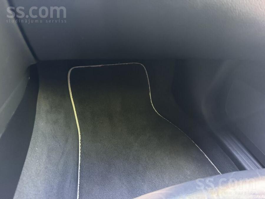 Black Audi A6 2008 in Riga, with an engine capacity of 3.00 L and mileage of 324 thousand km for 6700 €, photo 23 on AUTOMOTO.COM.LV