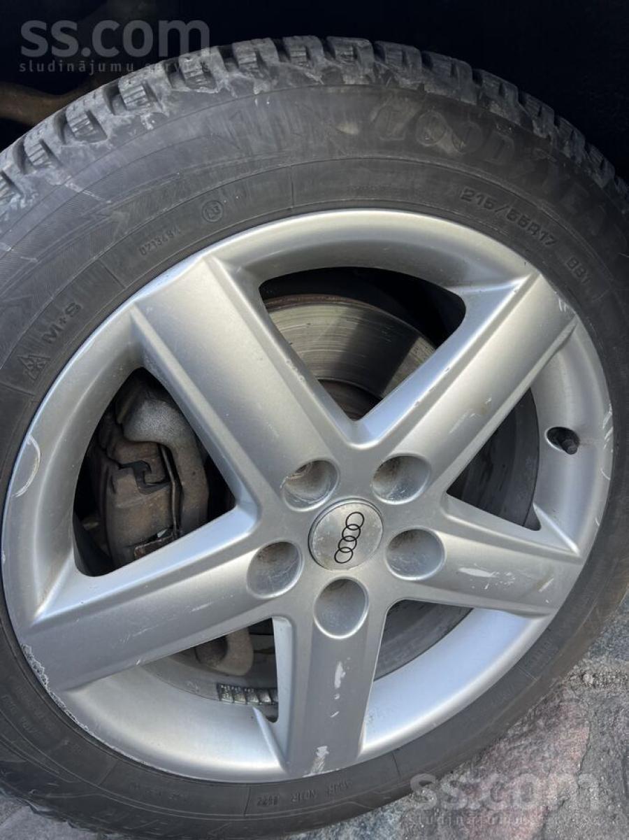 Melns Audi A6 2008 Dobele, ar dzinēja tilpumu 2.70 L un nobraukumu 327 tūkst. km par 3600 €, foto 12 vietnē AUTOMOTO.COM.LV