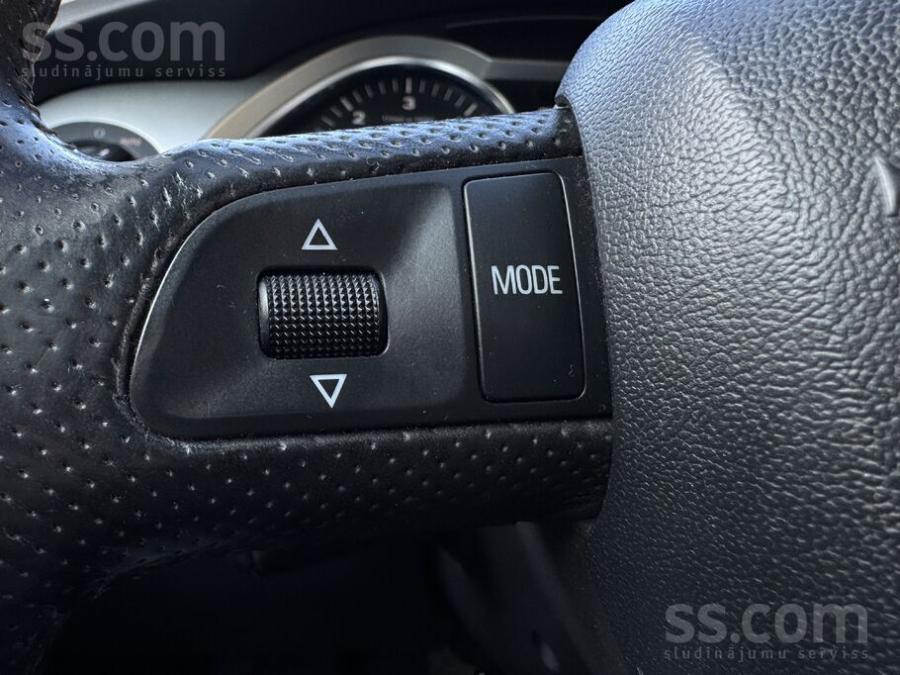 Black Audi A6 2008 in Riga, with an engine capacity of 3.00 L and mileage of 354 thousand km for 3990 €, photo 24 on AUTOMOTO.COM.LV