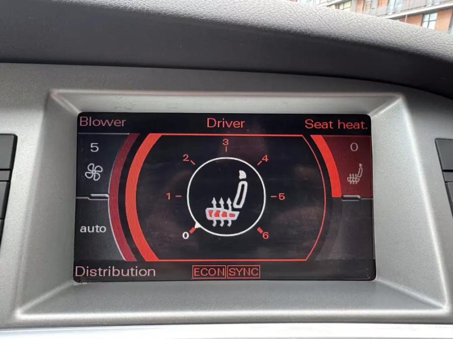 Black Audi A6 2008 in Riga, with an engine capacity of 3.00 L and mileage of 311 thousand km for 4490 €, photo 21 on AUTOMOTO.COM.LV