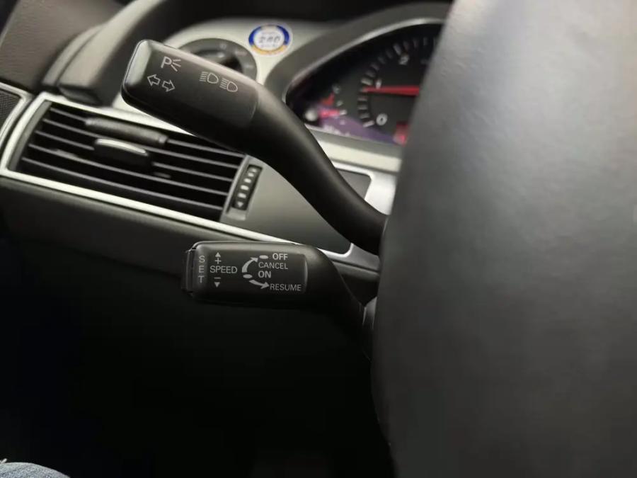 Black Audi A6 2008 in Riga, with an engine capacity of 3.00 L and mileage of 311 thousand km for 4490 €, photo 28 on AUTOMOTO.COM.LV