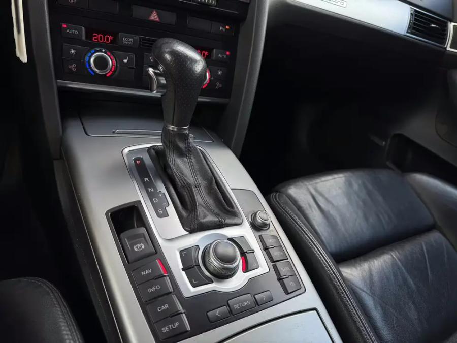 Black Audi A6 2008 in Riga, with an engine capacity of 3.00 L and mileage of 350 thousand km for 4490 €, photo 19 on AUTOMOTO.COM.LV