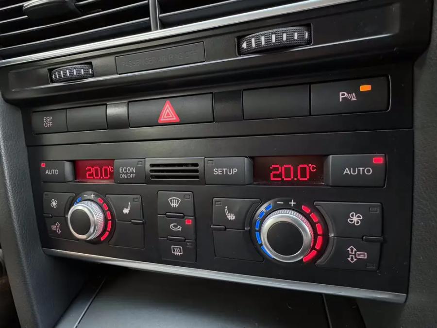 Black Audi A6 2008 in Riga, with an engine capacity of 3.00 L and mileage of 350 thousand km for 4490 €, photo 21 on AUTOMOTO.COM.LV