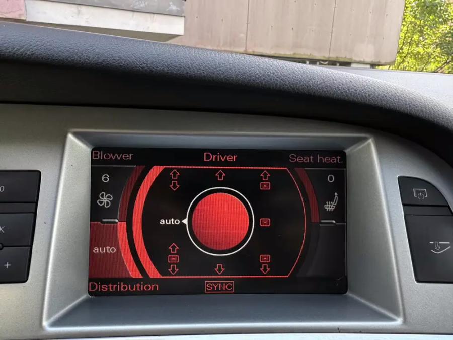 Black Audi A6 2008 in Riga, with an engine capacity of 3.00 L and mileage of 350 thousand km for 4490 €, photo 27 on AUTOMOTO.COM.LV