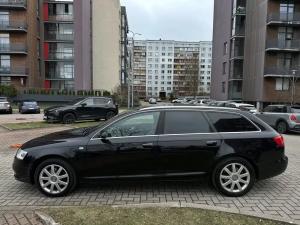 Black Audi A6 2008 in Riga, with an engine capacity of 3.00 L and mileage of 374 thousand km for 4990 €, photo 4 on AUTOMOTO.COM.LV