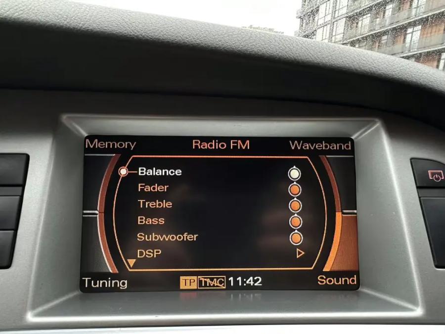 Black Audi A6 2008 in Riga, with an engine capacity of 3.00 L and mileage of 374 thousand km for 4990 €, photo 13 on AUTOMOTO.COM.LV