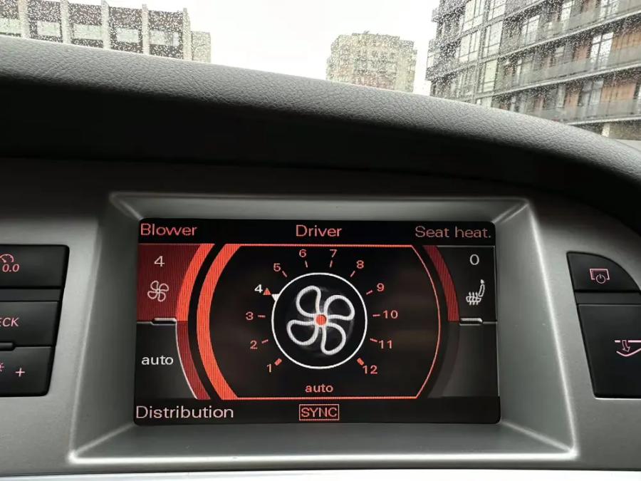 Black Audi A6 2008 in Riga, with an engine capacity of 3.00 L and mileage of 374 thousand km for 4990 €, photo 16 on AUTOMOTO.COM.LV