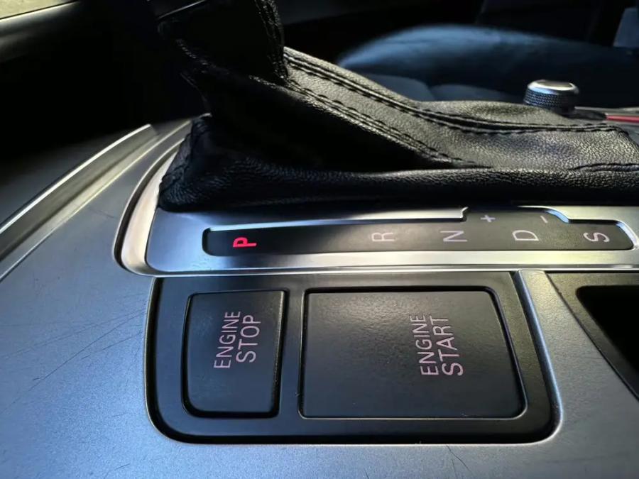 Black Audi A6 2008 in Riga, with an engine capacity of 3.00 L and mileage of 312 thousand km for 4490 €, photo 38 on AUTOMOTO.COM.LV
