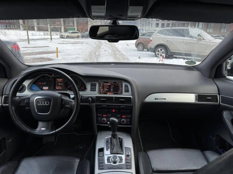 Black Audi A6 2008 in Riga, with an engine capacity of 3.00 L and mileage of 377 thousand km for 4990 €, photo 10 on AUTOMOTO.COM.LV