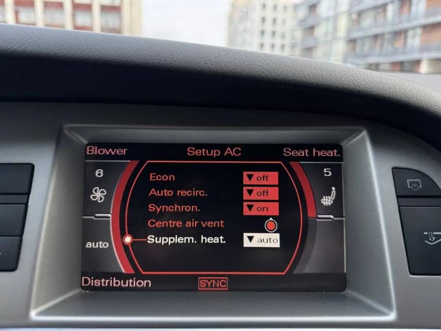 Black Audi A6 2008 in Riga, with an engine capacity of 3.00 L and mileage of 377 thousand km for 4990 €, photo 24 on AUTOMOTO.COM.LV