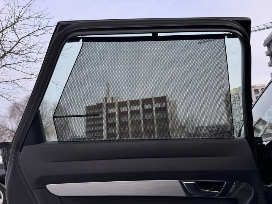 Black Audi A6 2008 in Riga, with an engine capacity of 3.00 L and mileage of 377 thousand km for 4990 €, photo 39 on AUTOMOTO.COM.LV