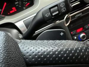 Melns Audi A6 2008 Rīga, ar dzinēja tilpumu 3.00 L un nobraukumu 390 tūkst. km par 3490 €, foto 26 vietnē AUTOMOTO.COM.LV