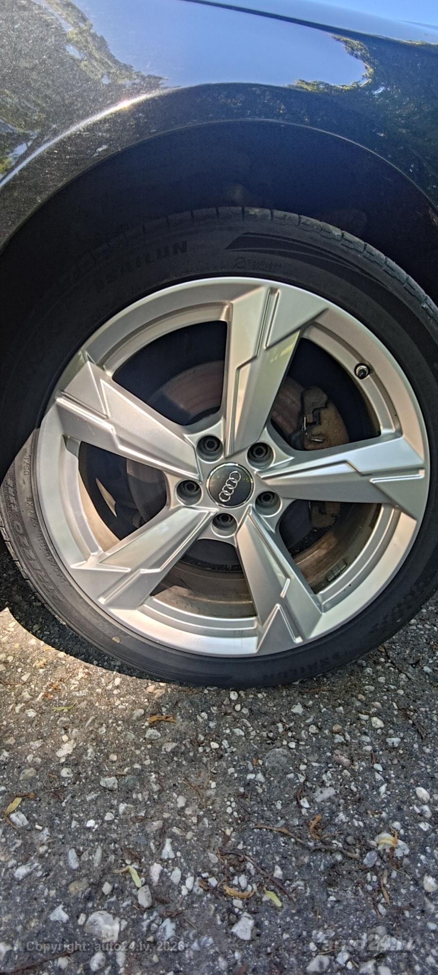 Melns Audi A6 2008 Tallina, ar dzinēja tilpumu 2.00 L un nobraukumu 330 tūkst. km par 3500 €, foto 17 vietnē AUTOMOTO.COM.LV