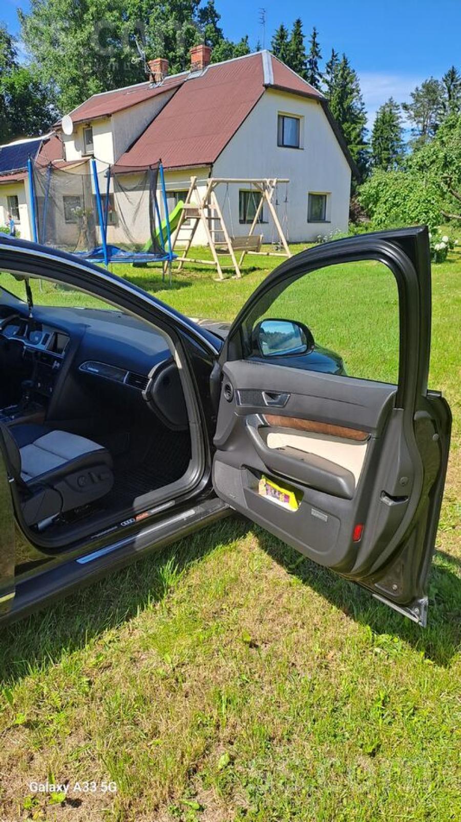 Black Audi A6 2008 in Riga, with an engine capacity of 3.00 L and mileage of 356 thousand km for 5000 €, photo 12 on AUTOMOTO.COM.LV
