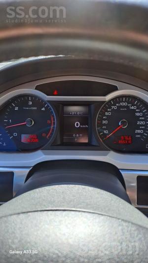Black Audi A6 2008 in Riga, with an engine capacity of 3.00 L and mileage of 356 thousand km for 5000 €, photo 19 on AUTOMOTO.COM.LV