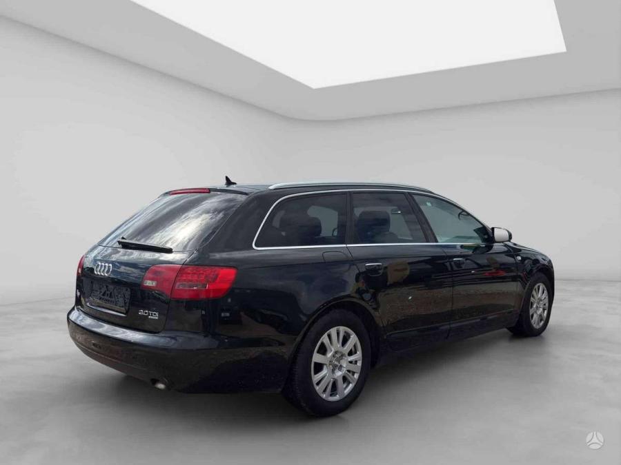 Black Audi A6 2008 in Kaunas, with an engine capacity of 3.00 L and mileage of 320 thousand km for 5990 €, photo 7 on AUTOMOTO.COM.LV
