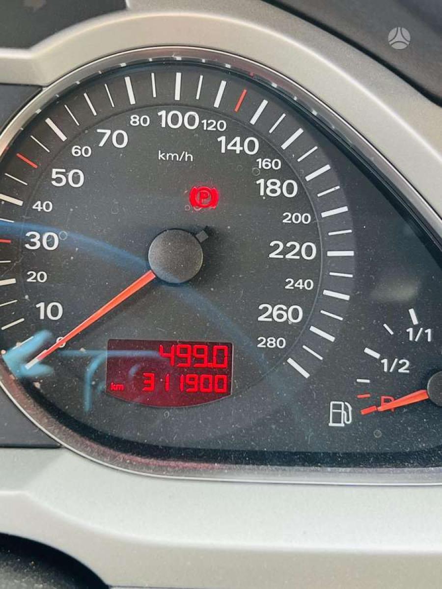 Black Audi A6 2008 in Kaunas, with an engine capacity of 2.97 L and mileage of 312 thousand km for 3800 €, photo 11 on AUTOMOTO.COM.LV