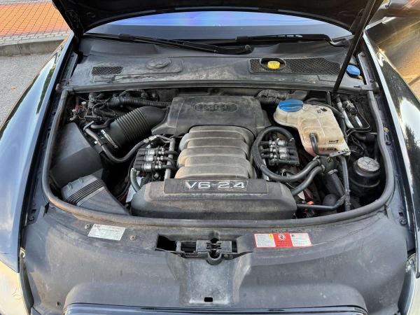 Black Audi A6 2008 in Plunge, with an engine capacity of 2.40 L and mileage of 456 thousand km for 3650 €, photo 8 on AUTOMOTO.COM.LV
