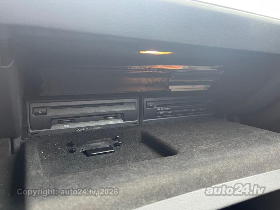 Melns Audi A6 2009 Tallina, ar dzinēja tilpumu 3.00 L un nobraukumu 302 tūkst. km par 6300 €, foto 10 vietnē AUTOMOTO.COM.LV
