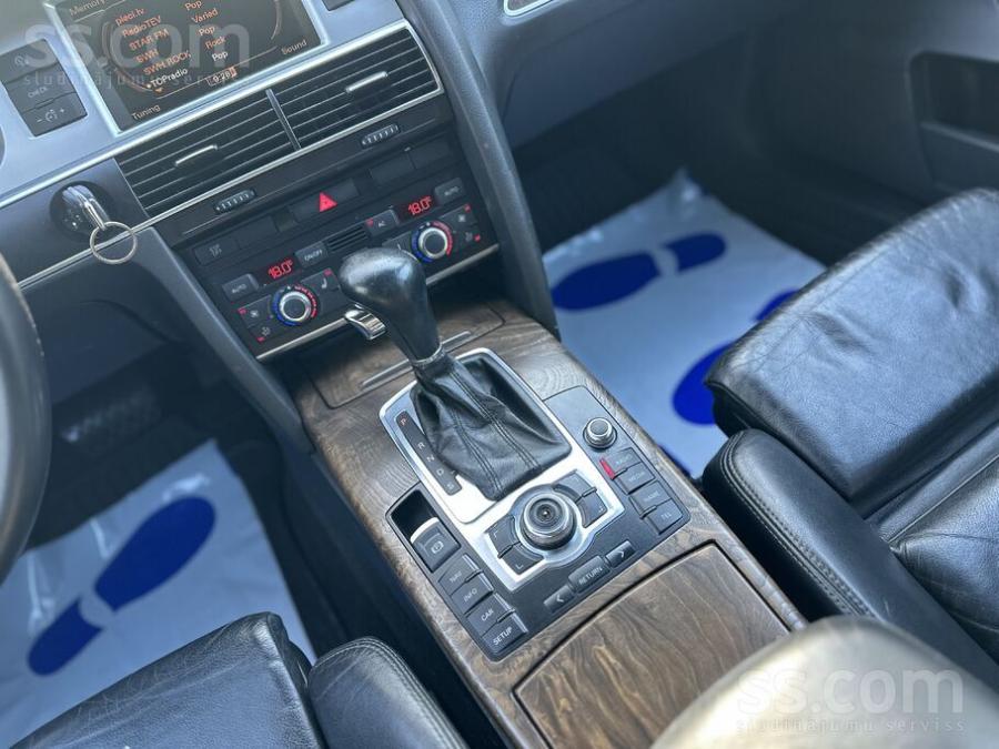 Black Audi A6 2009 in Cesis, with an engine capacity of 2.70 L and mileage of 0 thousand km for 4900 €, photo 8 on AUTOMOTO.COM.LV