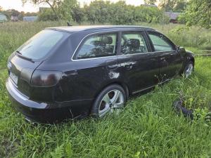 Melns Audi A6 2009 Viļņa, ar dzinēja tilpumu 2.97 L un nobraukumu 341 tūkst. km par 3000 €, foto 18 vietnē AUTOMOTO.COM.LV