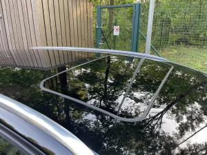 Black Audi A6 2009 in Riga, with an engine capacity of 2.70 L and mileage of 246 thousand km for 3000 €, photo 17 on AUTOMOTO.COM.LV