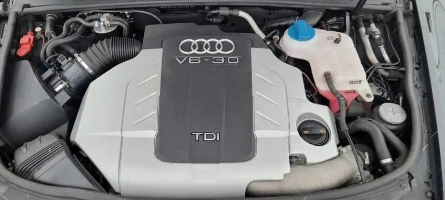 Black Audi A6 2009 in Riga, with an engine capacity of 3.00 L and mileage of 247 thousand km for 8900 €, photo 9 on AUTOMOTO.COM.LV