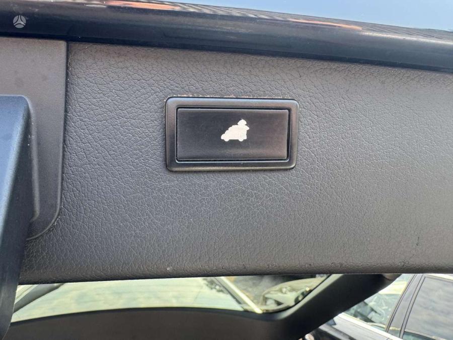 Black Audi A6 2009 in Kaunas, with an engine capacity of 2.70 L and mileage of 288 thousand km for 4500 €, photo 16 on AUTOMOTO.COM.LV