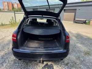 Black Audi A6 2009 in Alytus, with an engine capacity of 3.00 L and mileage of 298 thousand km for 4450 €, photo 6 on AUTOMOTO.COM.LV