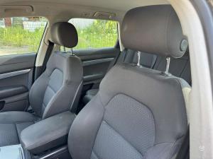 Black Audi A6 2009 in Alytus, with an engine capacity of 3.00 L and mileage of 298 thousand km for 4450 €, photo 9 on AUTOMOTO.COM.LV