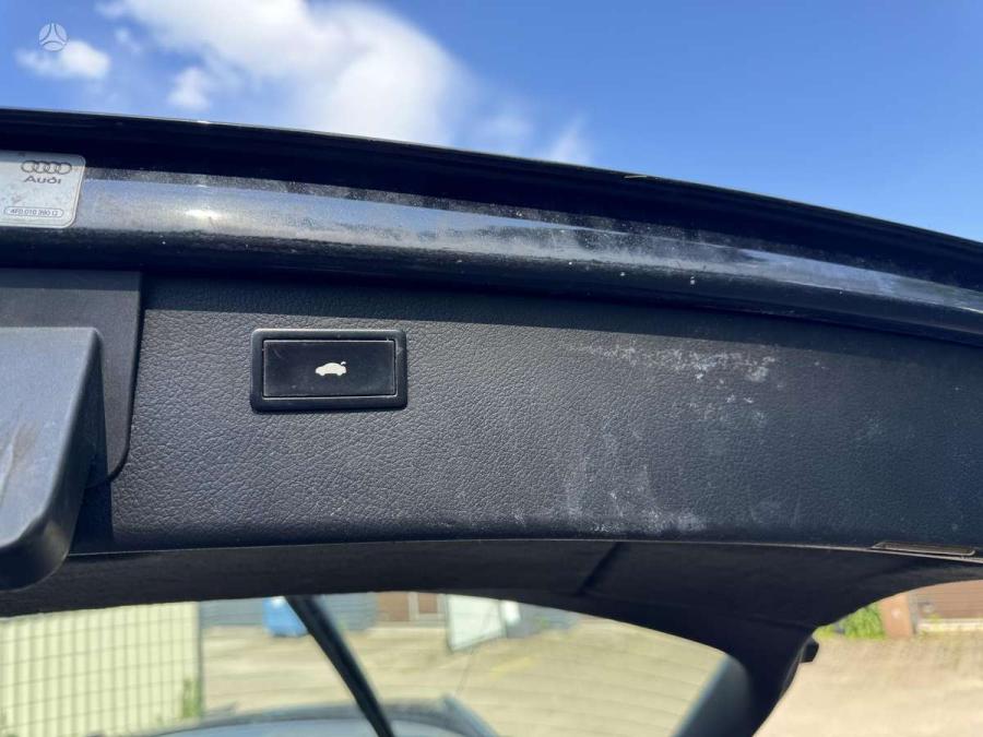 Black Audi A6 2009 in Alytus, with an engine capacity of 3.00 L and mileage of 298 thousand km for 4450 €, photo 22 on AUTOMOTO.COM.LV
