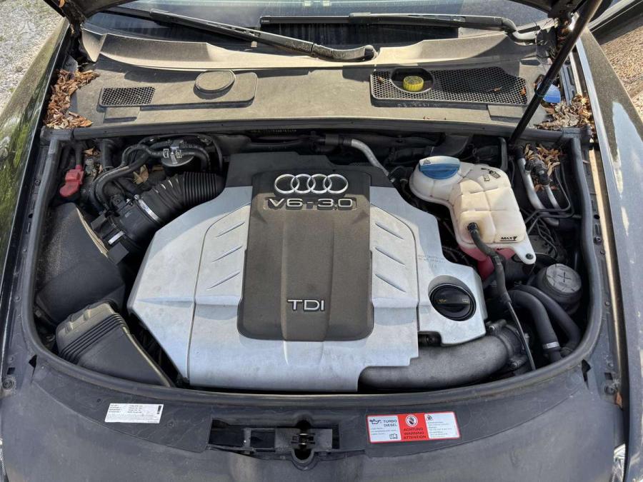 Black Audi A6 2009 in Alytus, with an engine capacity of 3.00 L and mileage of 298 thousand km for 4450 €, photo 30 on AUTOMOTO.COM.LV