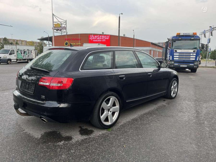 Black Audi A6 2009 in Vilnius, with an engine capacity of 2.70 L and mileage of 280 thousand km for 3700 €, photo 4 on AUTOMOTO.COM.LV