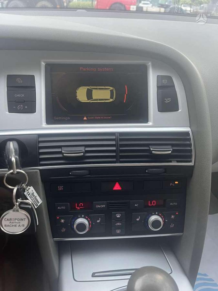 Black Audi A6 2009 in Vilnius, with an engine capacity of 2.70 L and mileage of 280 thousand km for 3700 €, photo 14 on AUTOMOTO.COM.LV