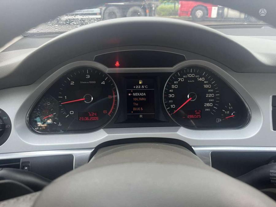 Black Audi A6 2009 in Vilnius, with an engine capacity of 2.70 L and mileage of 280 thousand km for 3700 €, photo 16 on AUTOMOTO.COM.LV