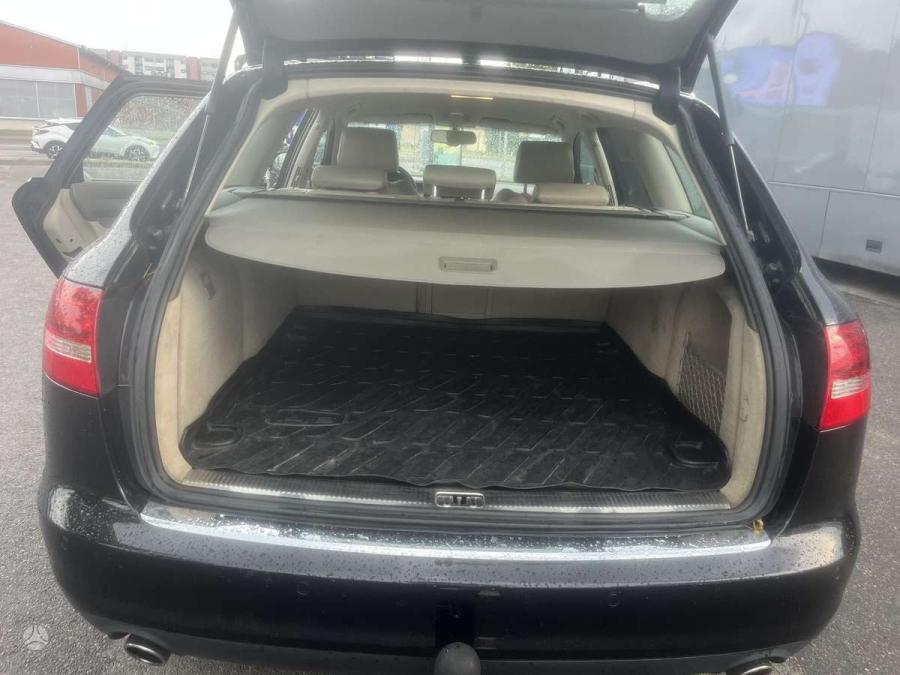 Black Audi A6 2009 in Vilnius, with an engine capacity of 2.70 L and mileage of 280 thousand km for 3700 €, photo 17 on AUTOMOTO.COM.LV
